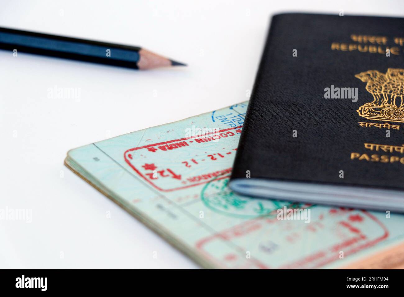 UAE visa stamping procedure, united arab emirates and indian official ...