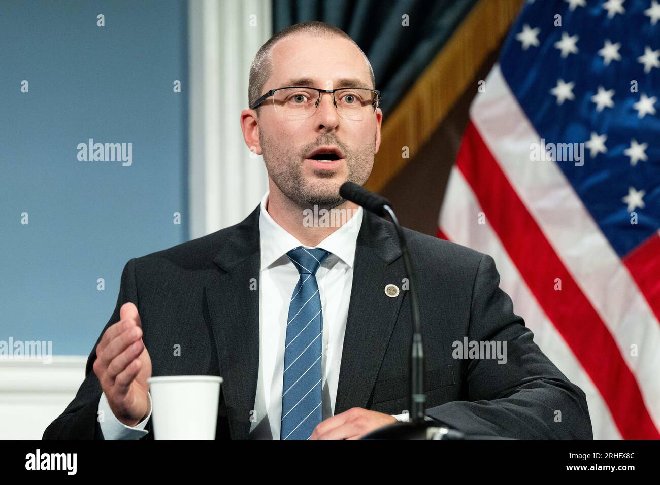 Ted long hi-res stock photography and images - Alamy