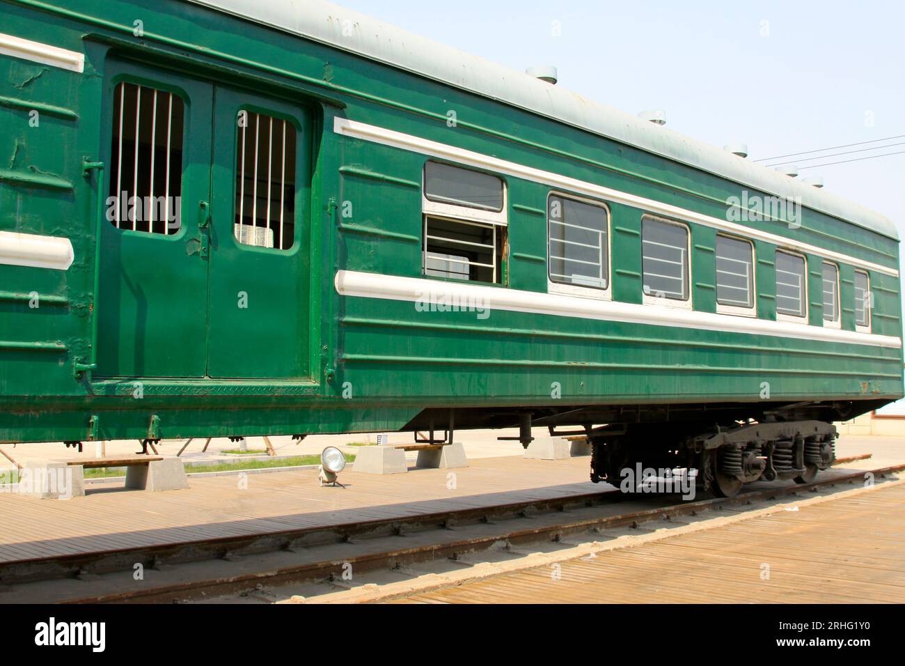 Modern train machinery hi-res stock photography and images - Alamy