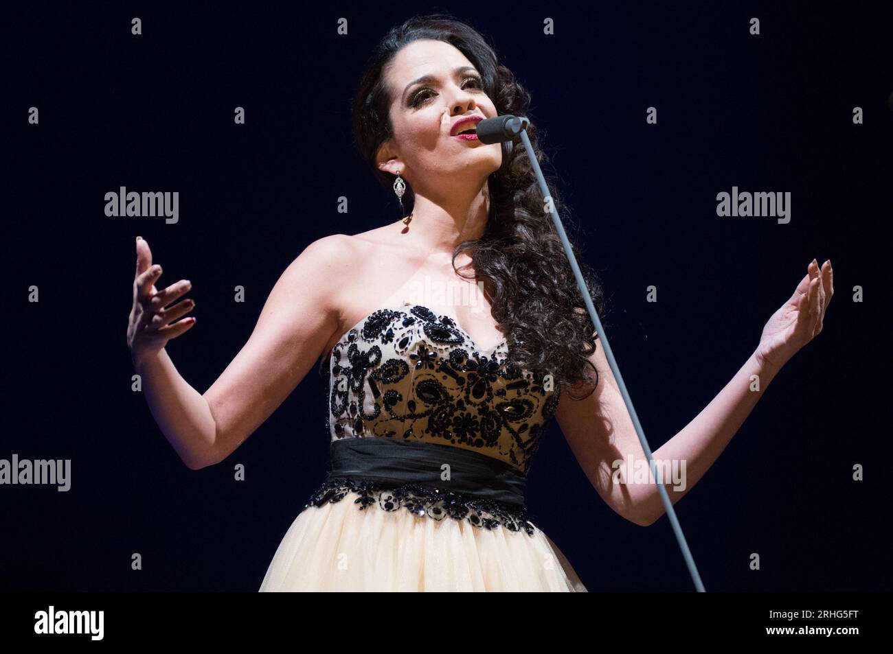 Solo 20 hi-res stock photography and images - Alamy