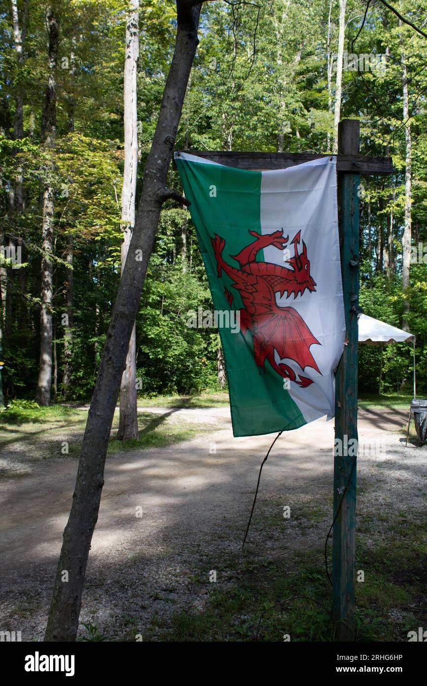Medieval faire hi-res stock photography and images - Alamy
