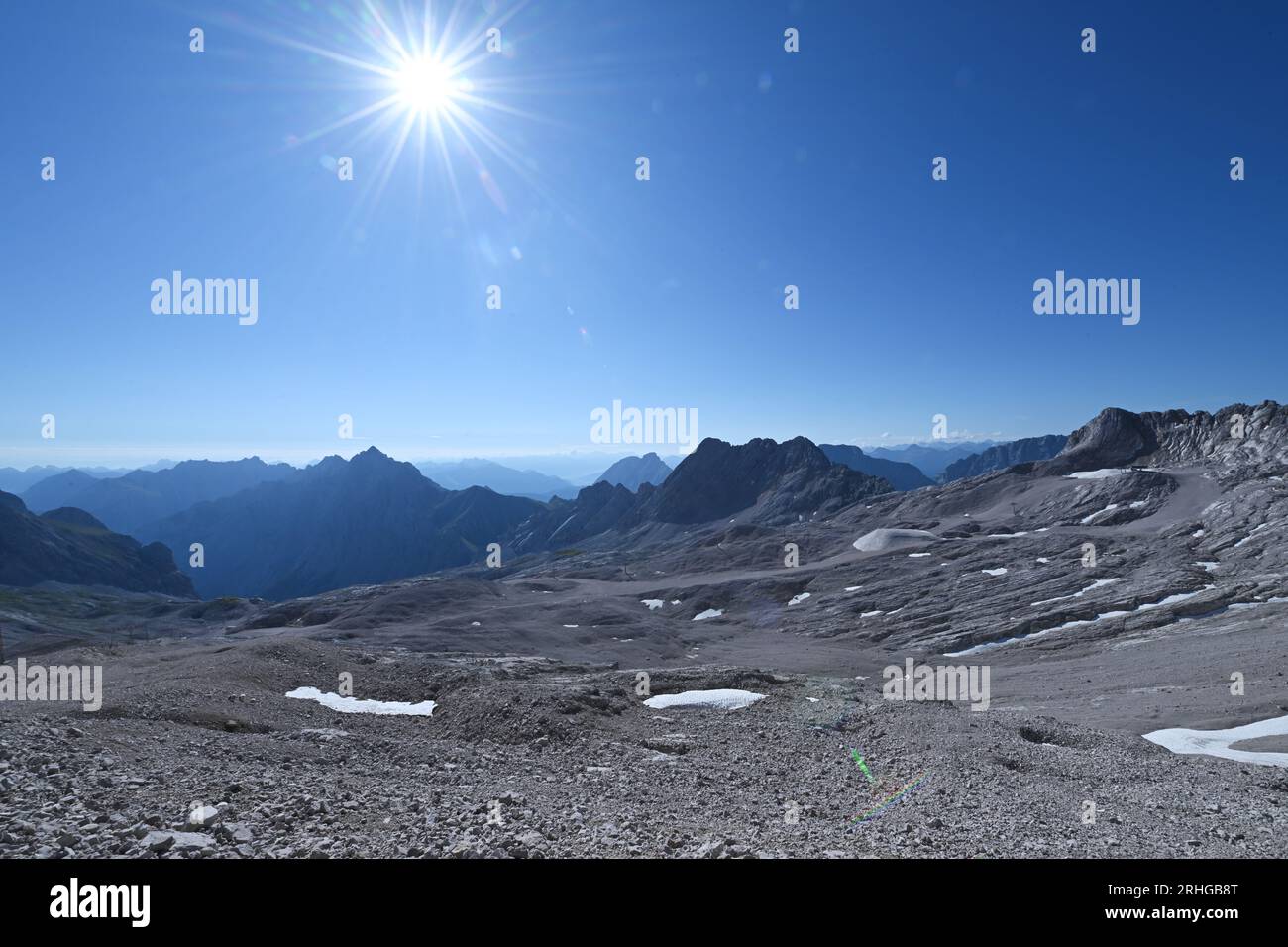 Grainau, Germany. 16th Aug, 2023. The sun shines over the Zugspitzplatt ...