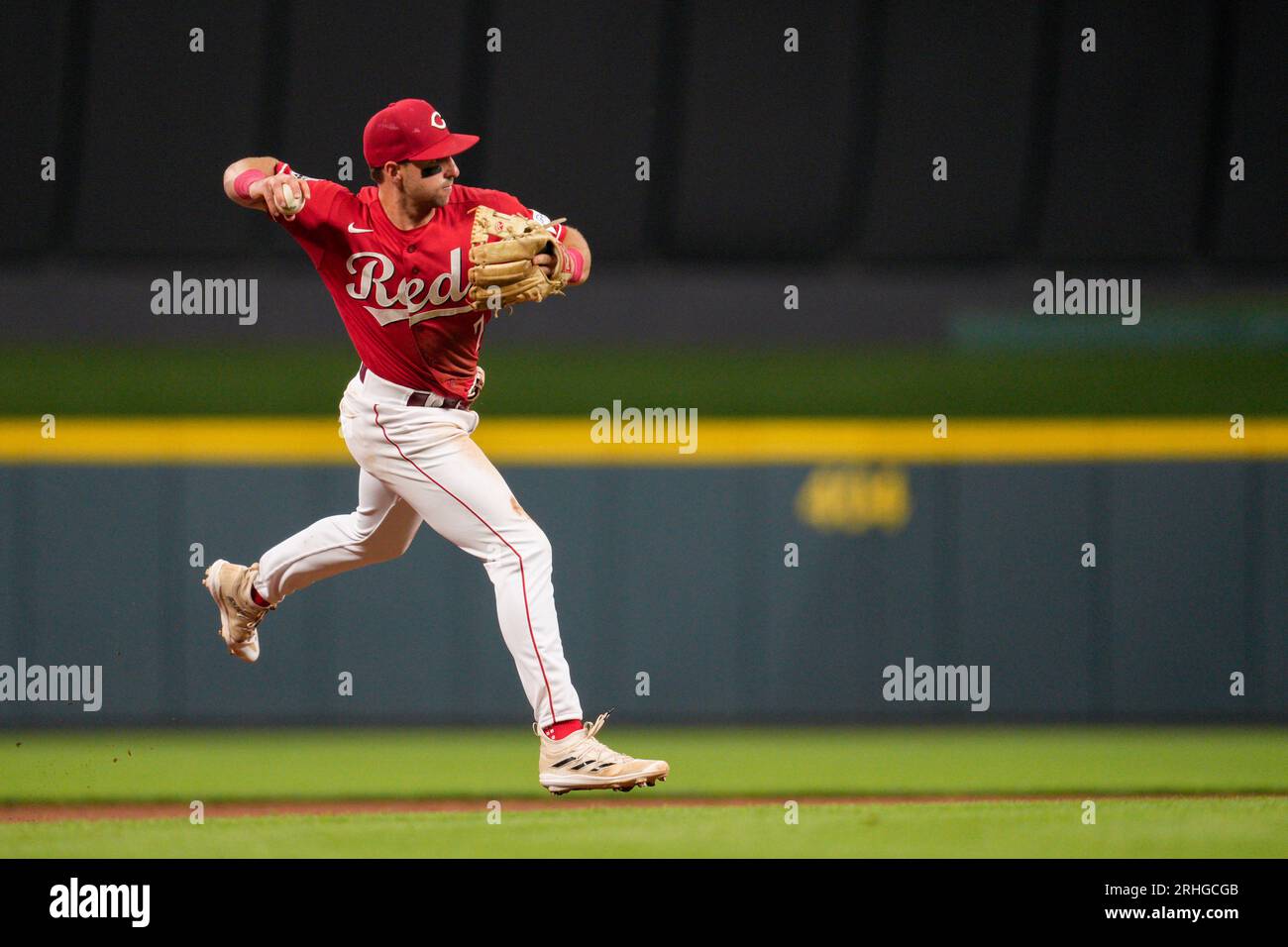Cincinnati Reds third baseman Spencer Steer throws out Cleveland ...