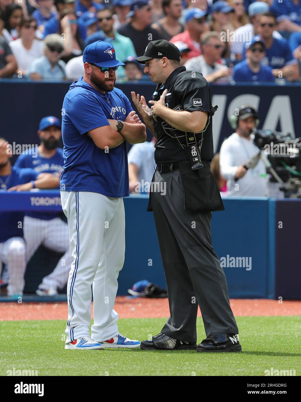 John schneider toronto blue jays hi-res stock photography and images ...