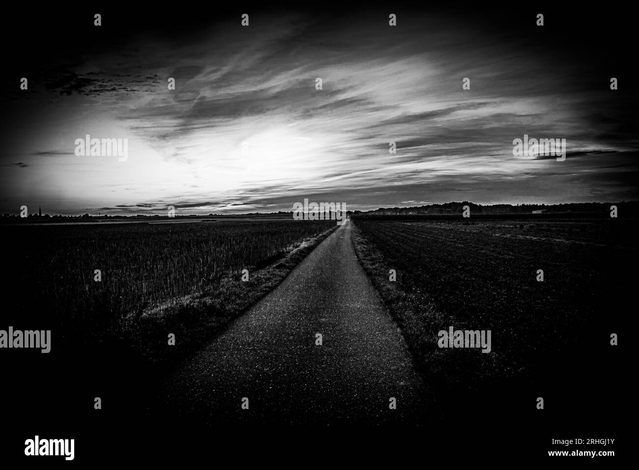 Dramatic sky clouds Black and White Stock Photos & Images - Alamy