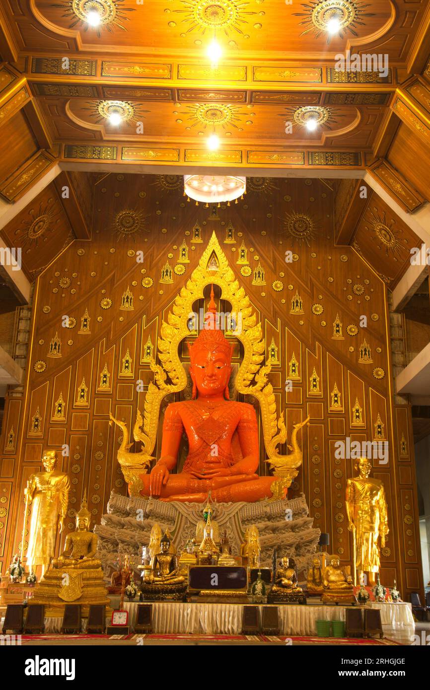 Phra Somdej Ong Pathom Pang Maha Chakkraphat, which is a rare Buddha ...