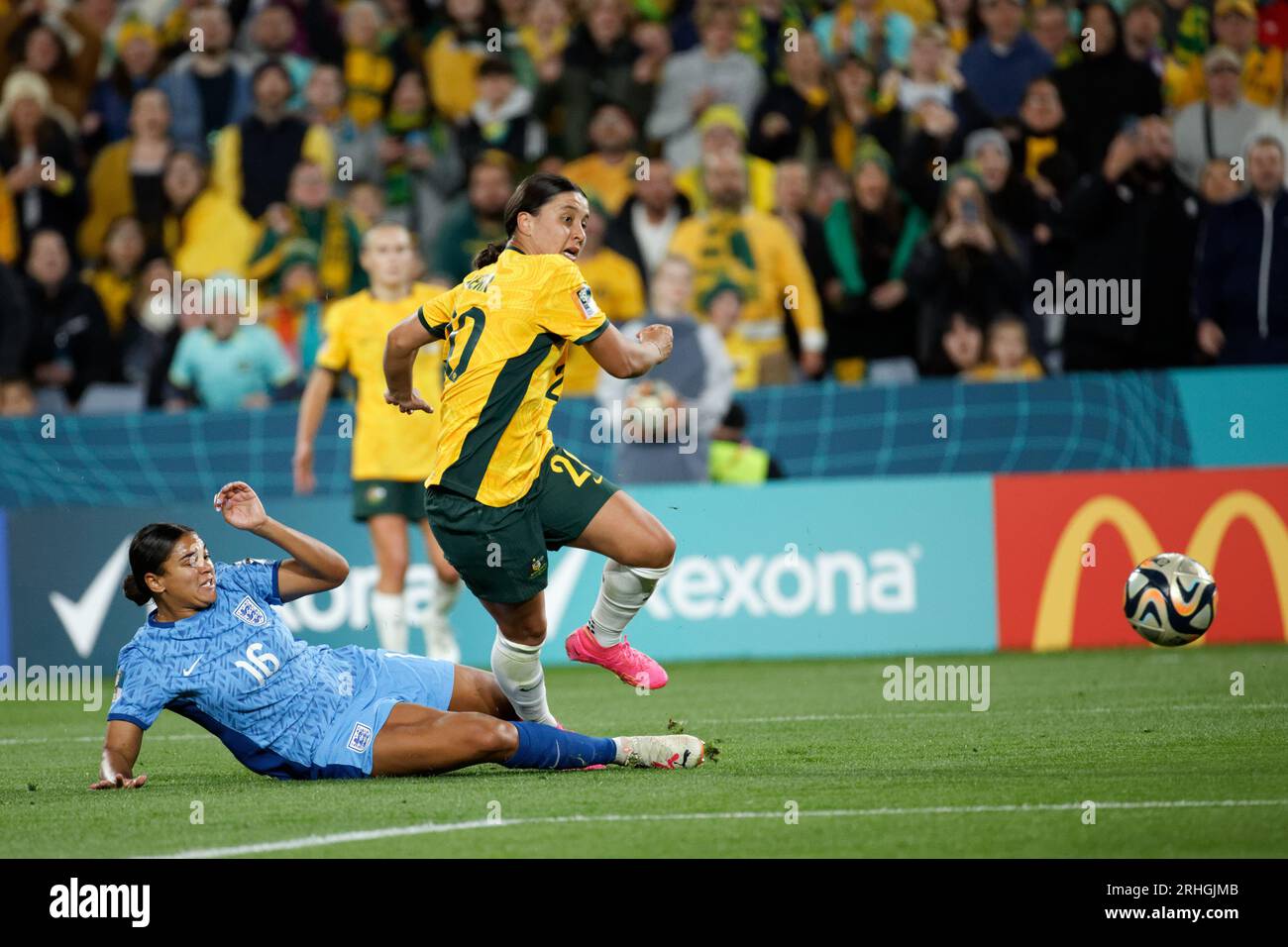 Sydney, Australia. 16th Aug, 2023. Jessica Carter of England competes ...