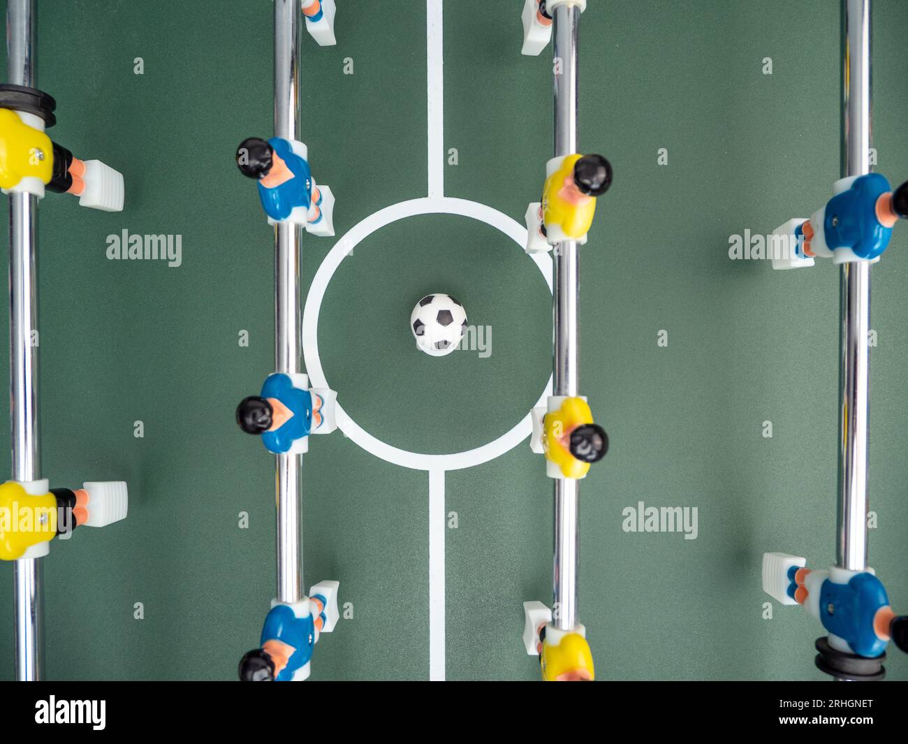 Foosball match white red figures hi-res stock photography and images ...