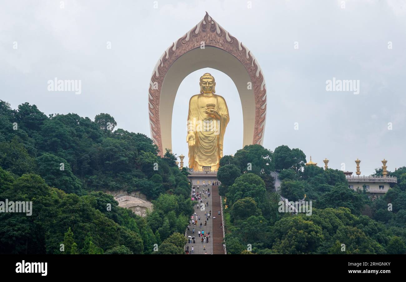 Aerial photo shows the Donglin Buddha at Mount Lu in Jiujiang City ...