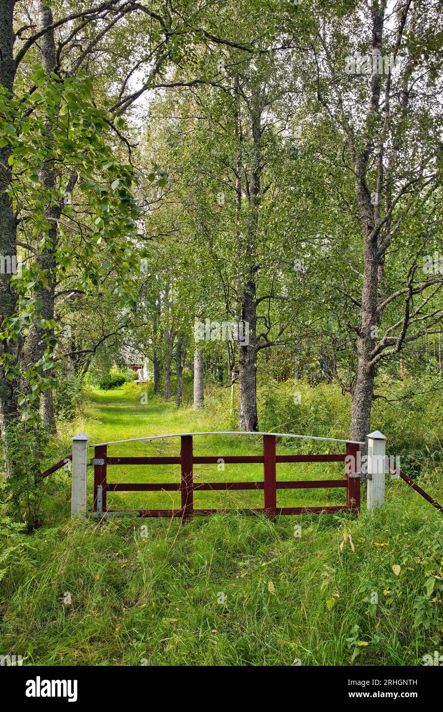Entrance forest closed gate hi-res stock photography and images - Alamy