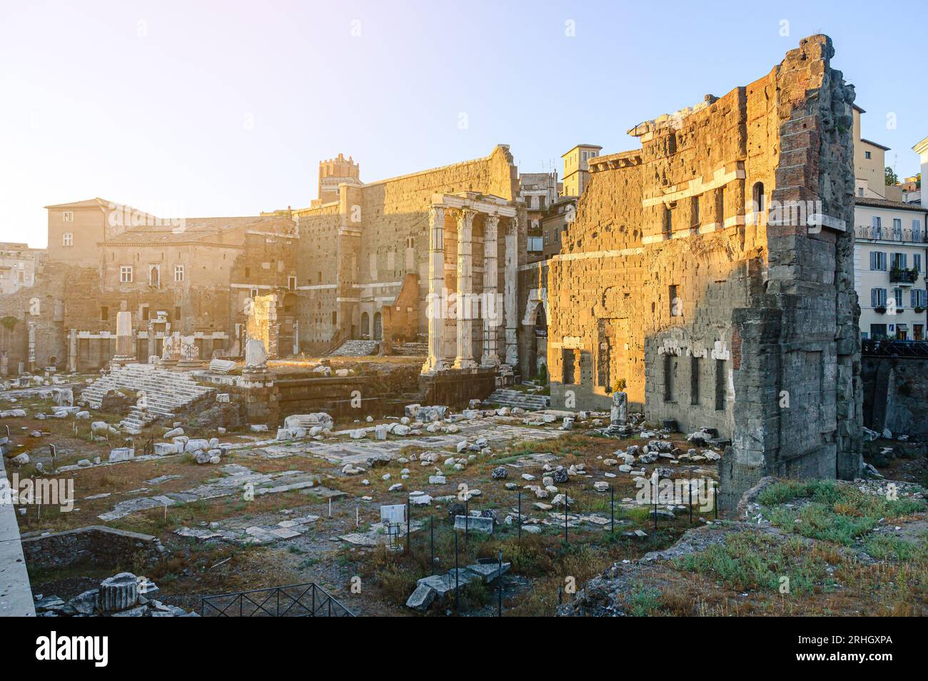 Temple of Mars the Avenger, in the Forum of Augustus Stock Photo - Alamy