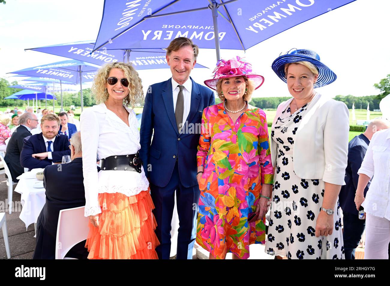 Aline berlin hi-res stock photography and images - Alamy
