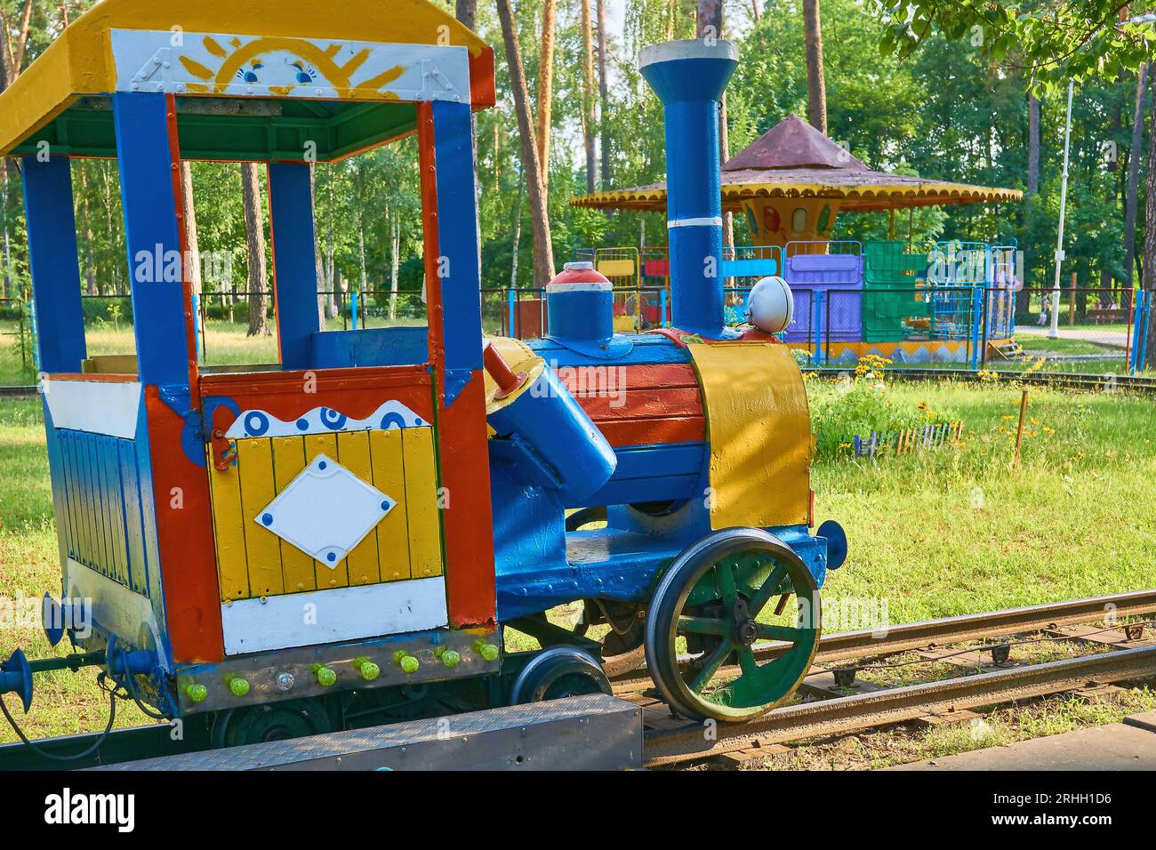 Transport too relation train hi-res stock photography and images - Alamy