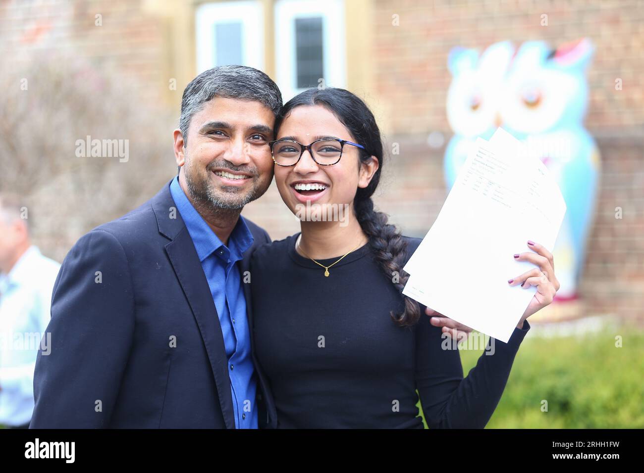 Birmingham, UK. 17th Aug, 2023. Students from King Edward VI High ...