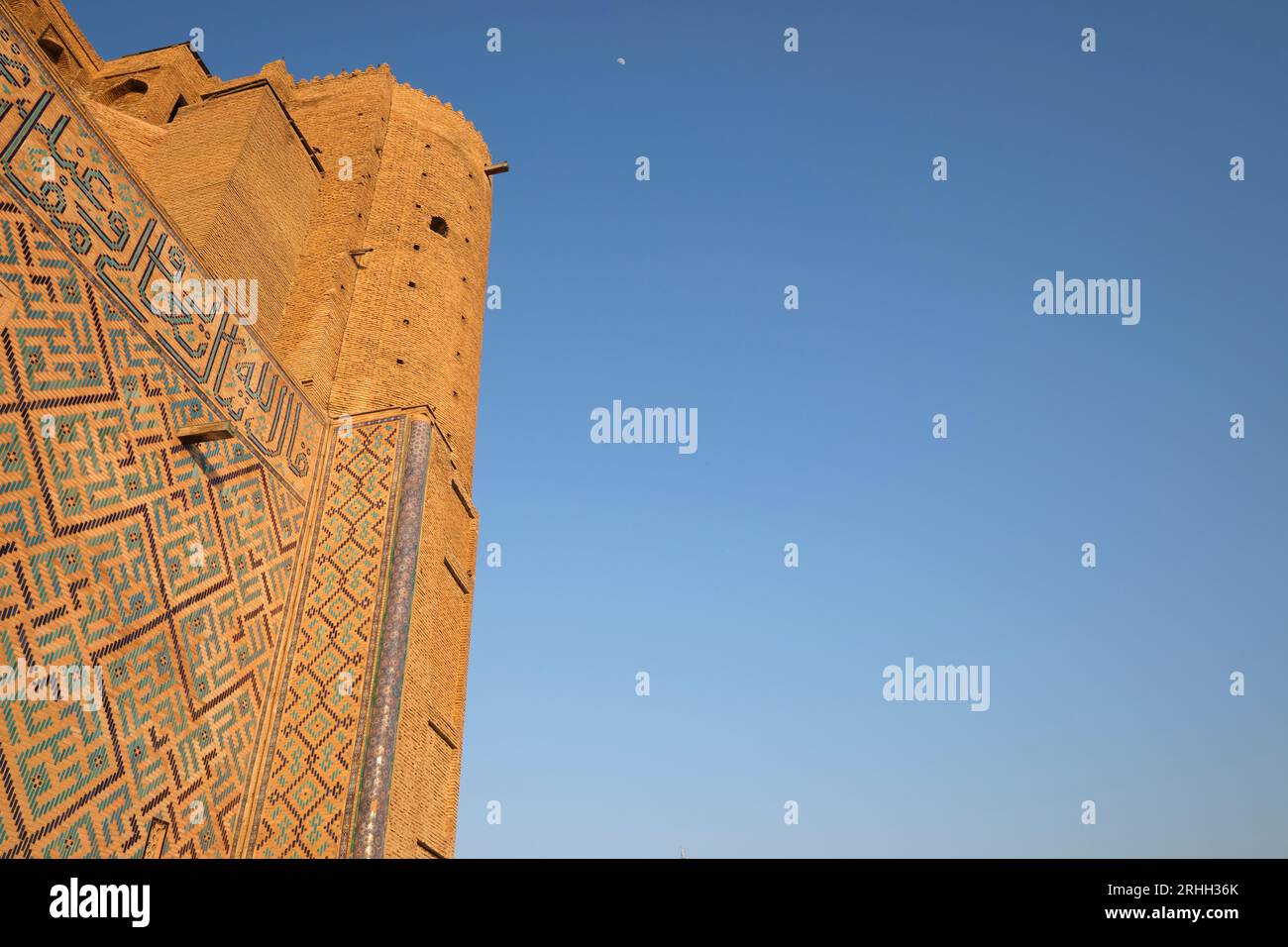 Timurid tile hi-res stock photography and images - Alamy