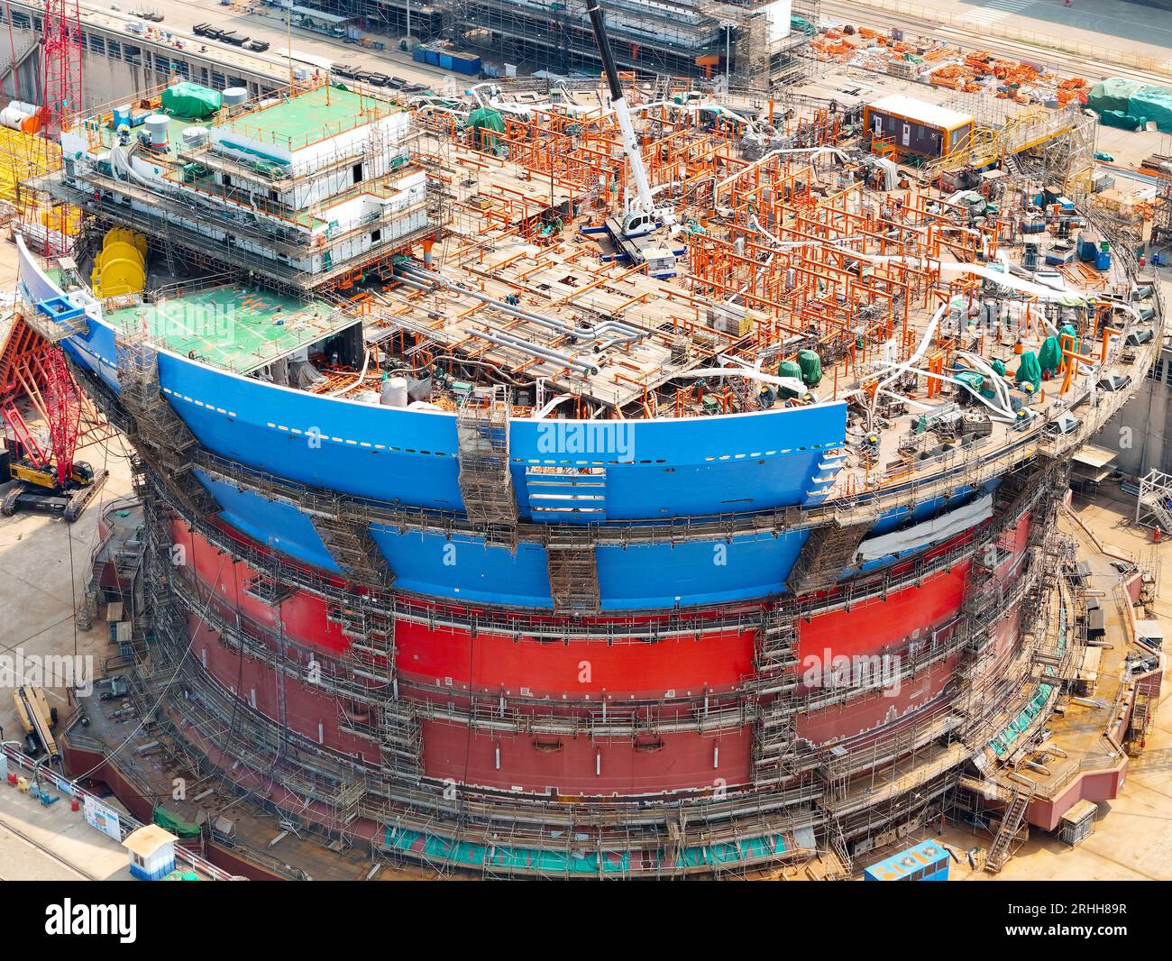 QINGDAO, CHINA - AUGUST 17, 2023 - The hull of Asia's first cylindrical ...