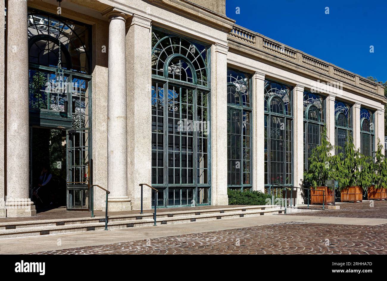 Main Conservatory entrance, Longwood Gardens, Neo-classicical ...