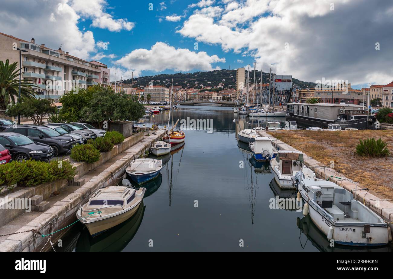 Canal de la peyrade hi-res stock photography and images - Alamy