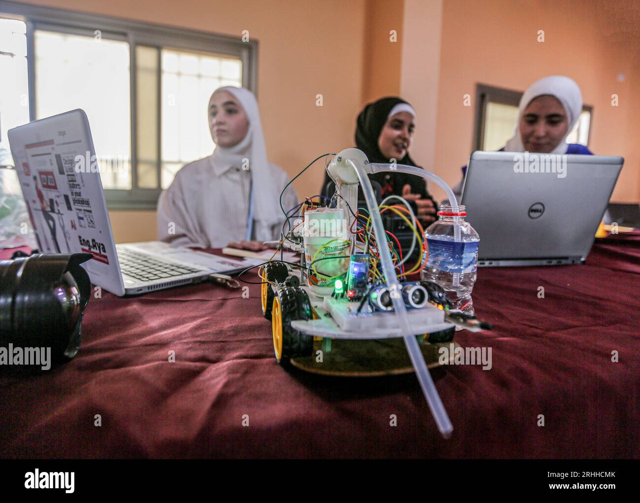 Gaza, Palestine. 16th Aug, 2023. Palestinian students participate in a ...