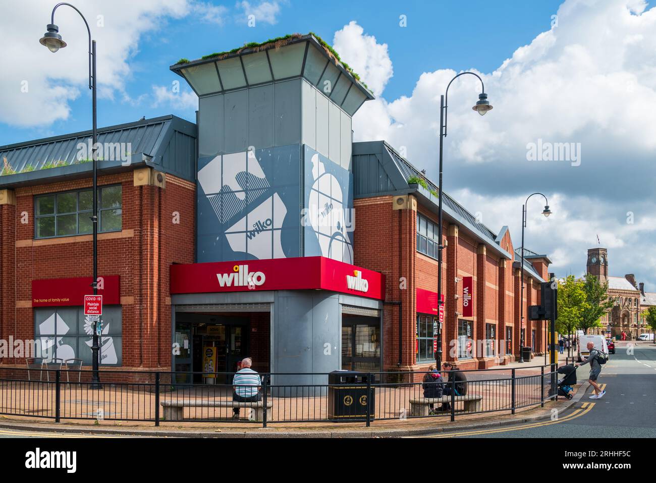 The Wilko store in St Helens Stock Photo - Alamy