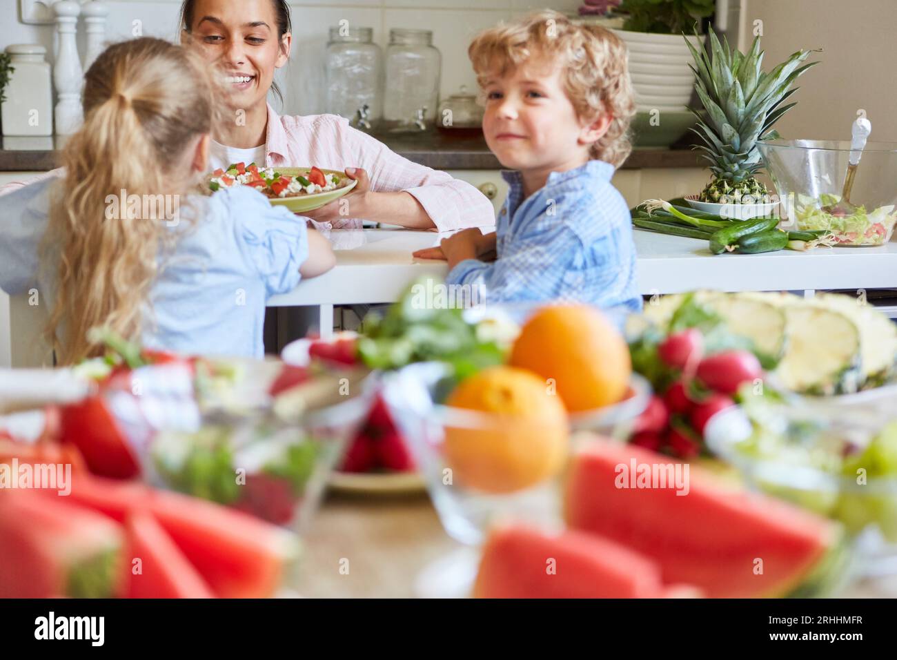 Three adult siblings hi-res stock photography and images - Alamy