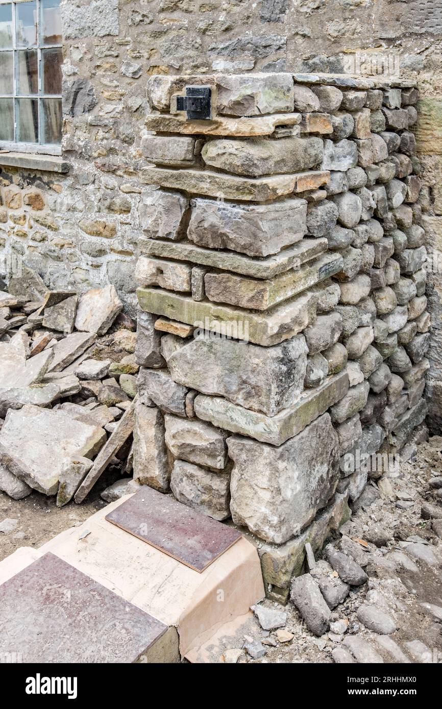 Quality walling job with an excellent finish and a tidy work site. Long ...