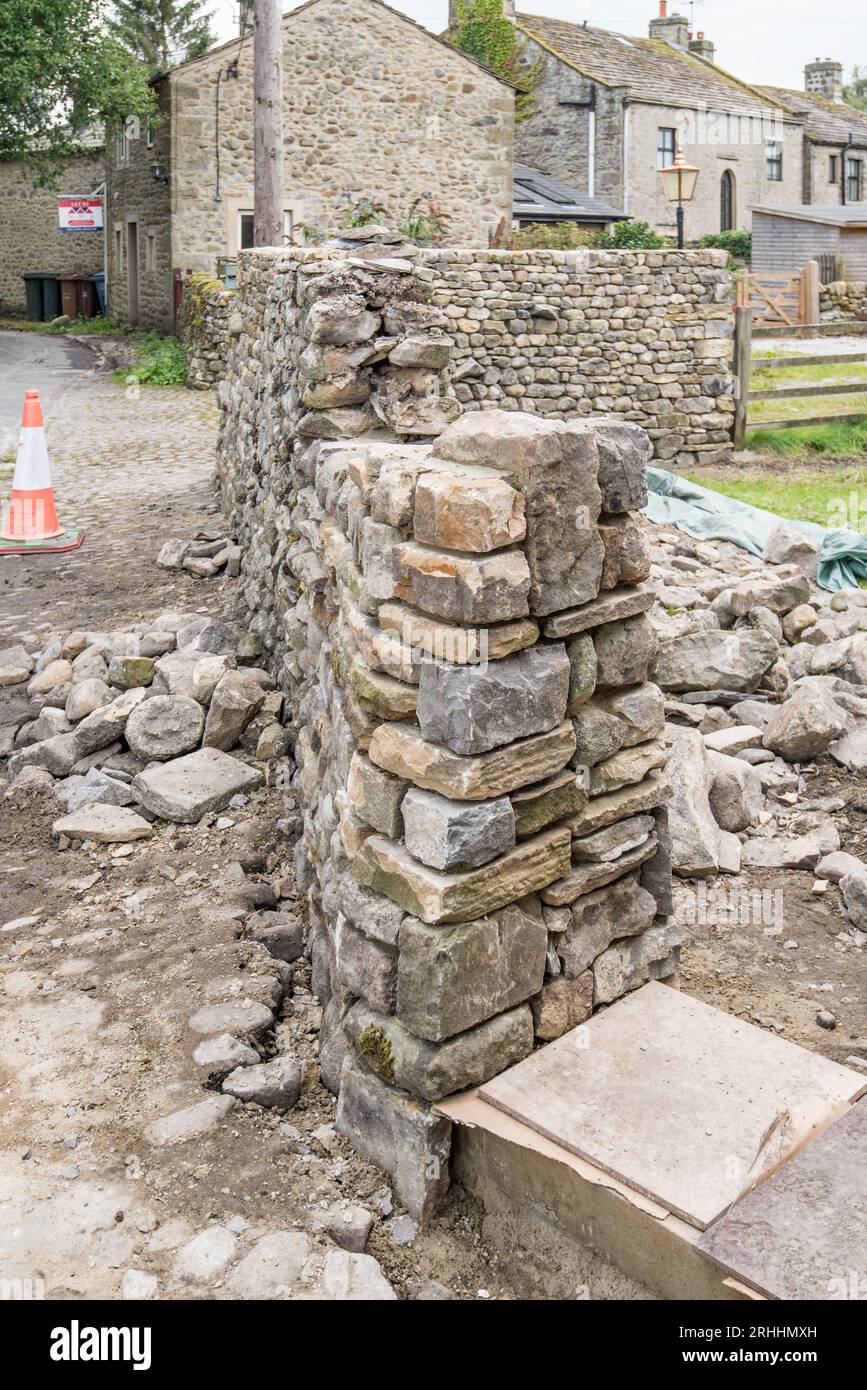 Quality walling job with an excellent finish and a tidy work site. Long ...