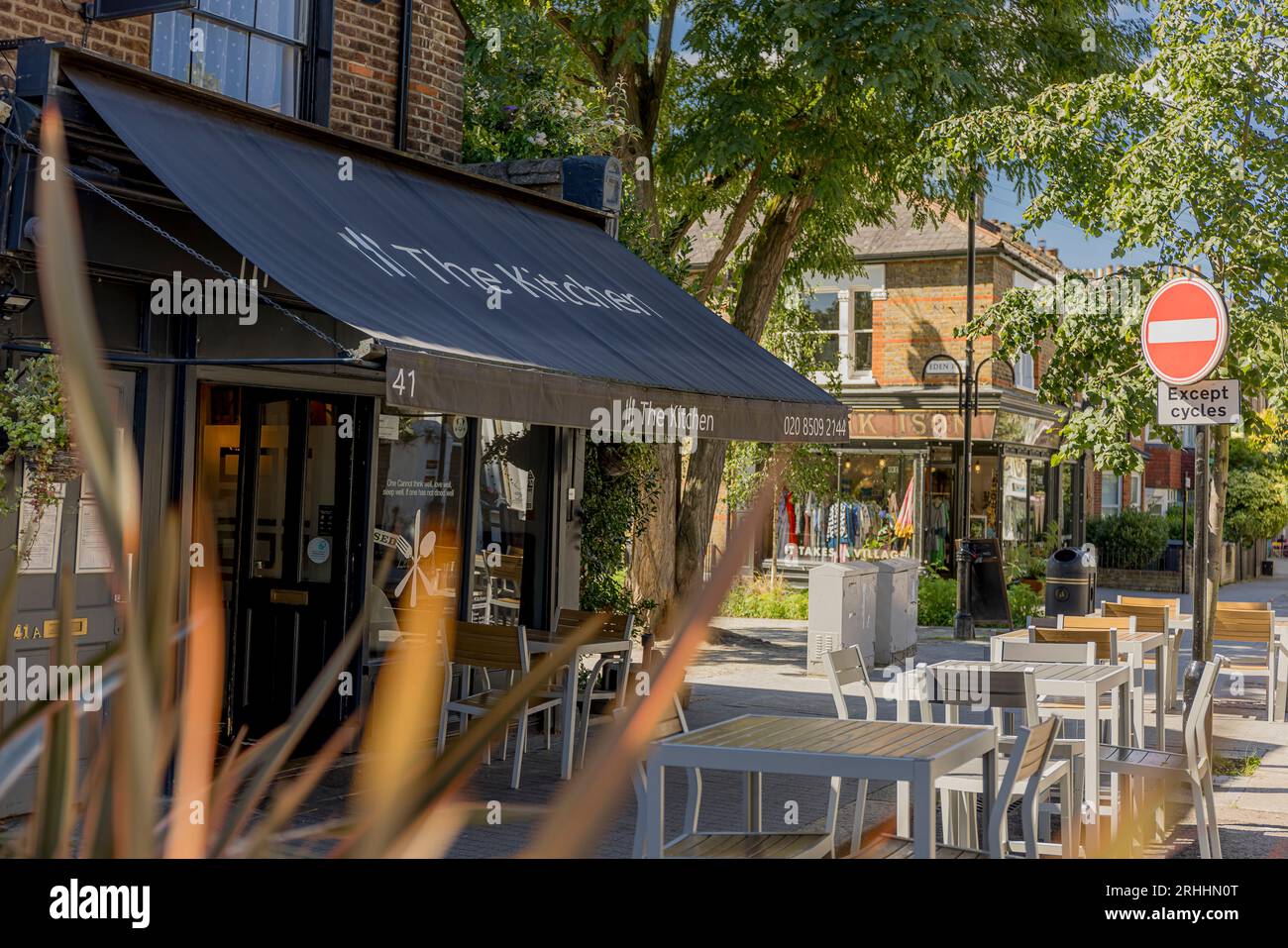 William morris street art hi-res stock photography and images - Alamy