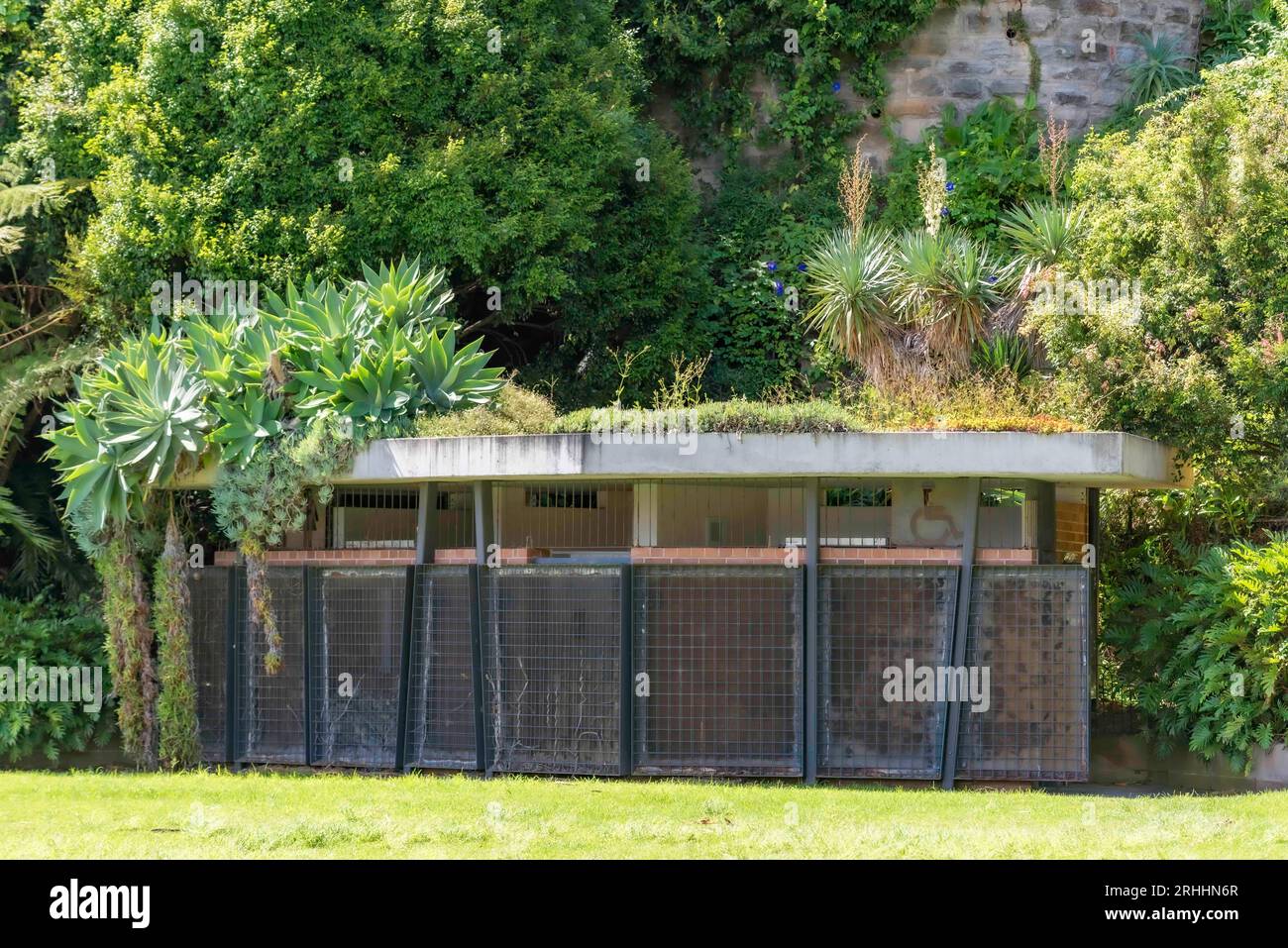 The public toilet facility at Bear Park in Elizabeth Bay was designed ...