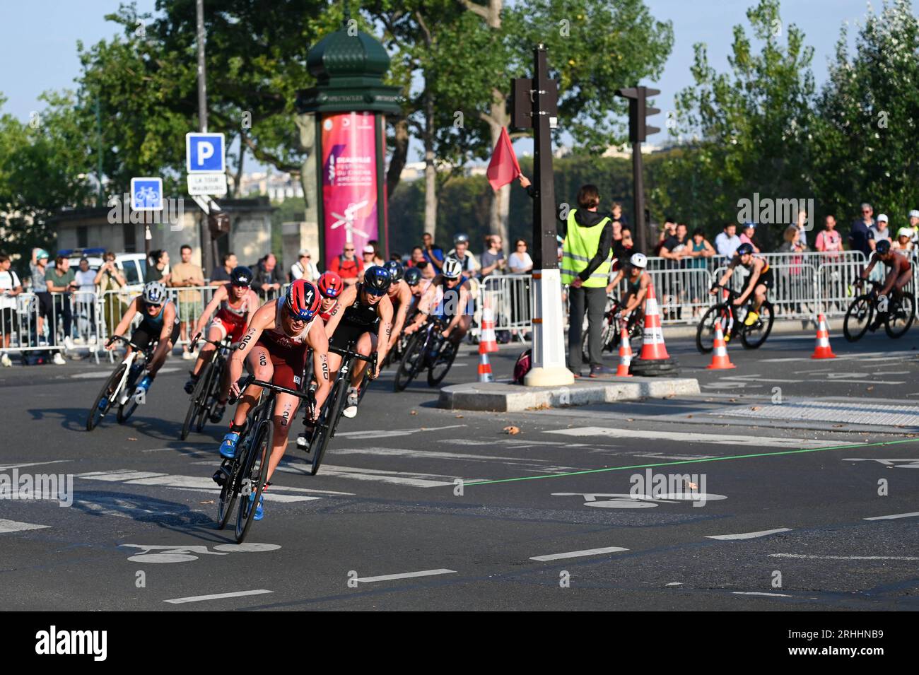 Paris 2024 triathlon test event hi-res stock photography and images - Alamy