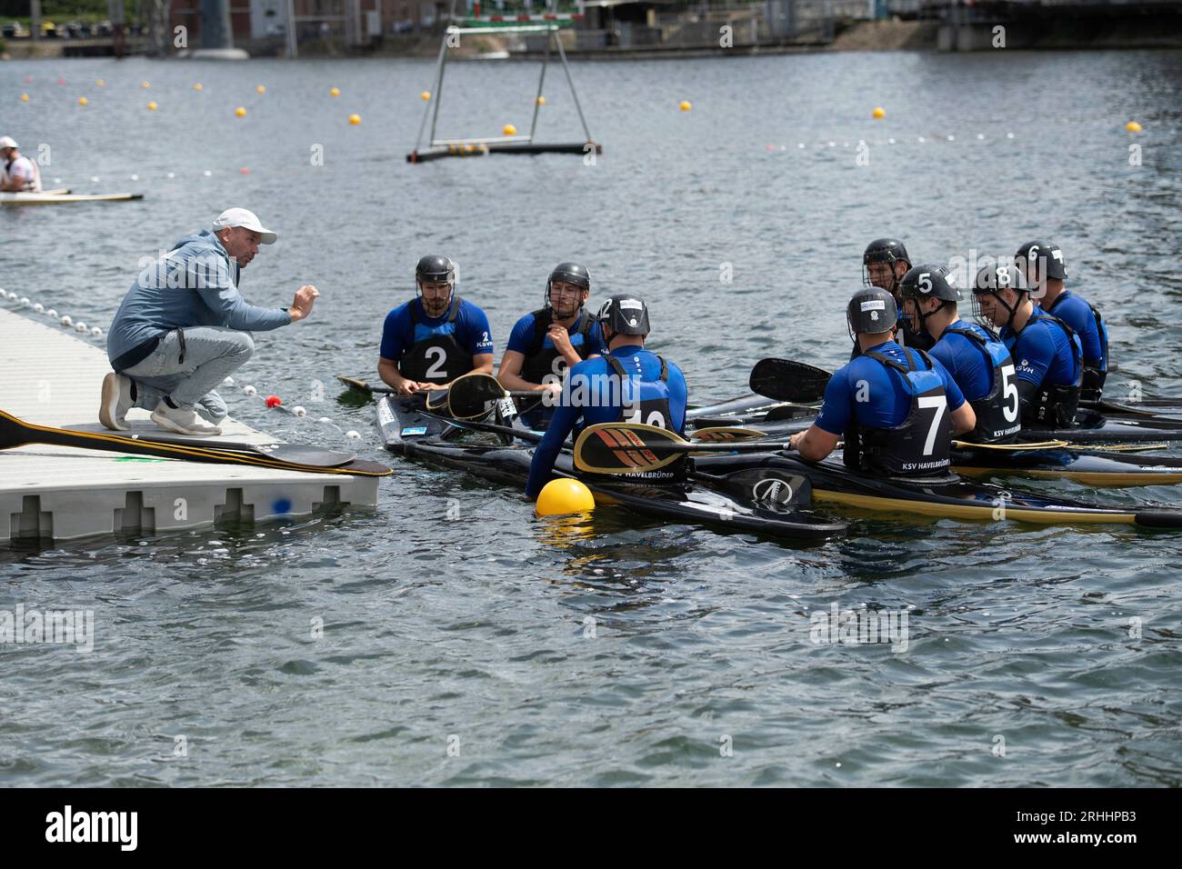 The team of KSVH Havelbrueder Berlin during a break, time out, with ...