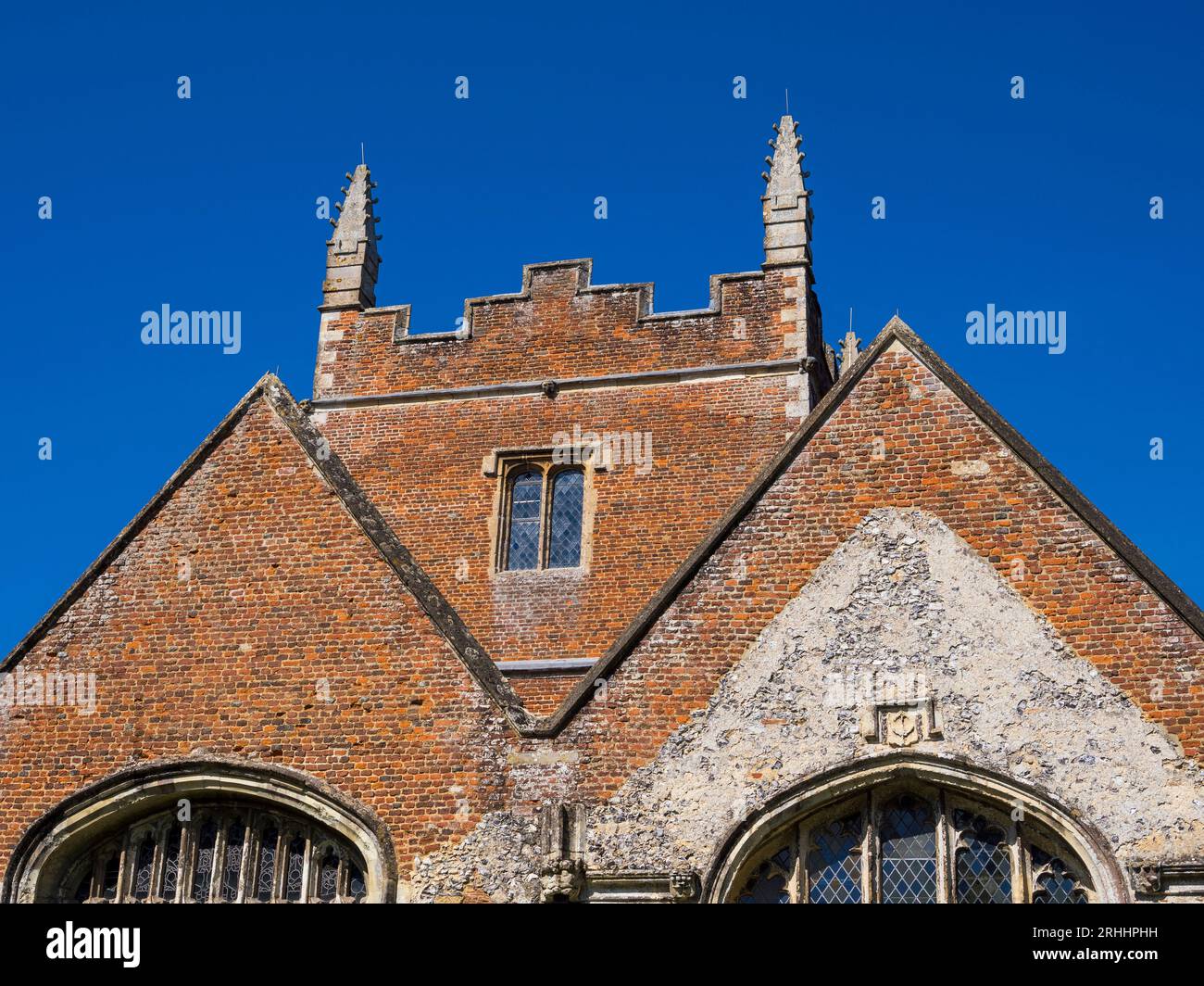 Hampshire church tower hi-res stock photography and images - Alamy