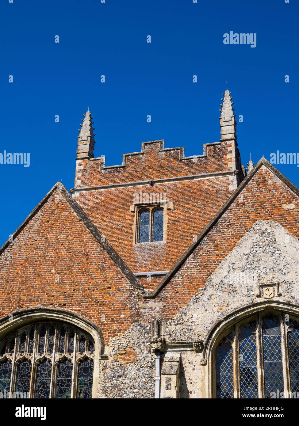 St marys church in old basing hi-res stock photography and images - Alamy