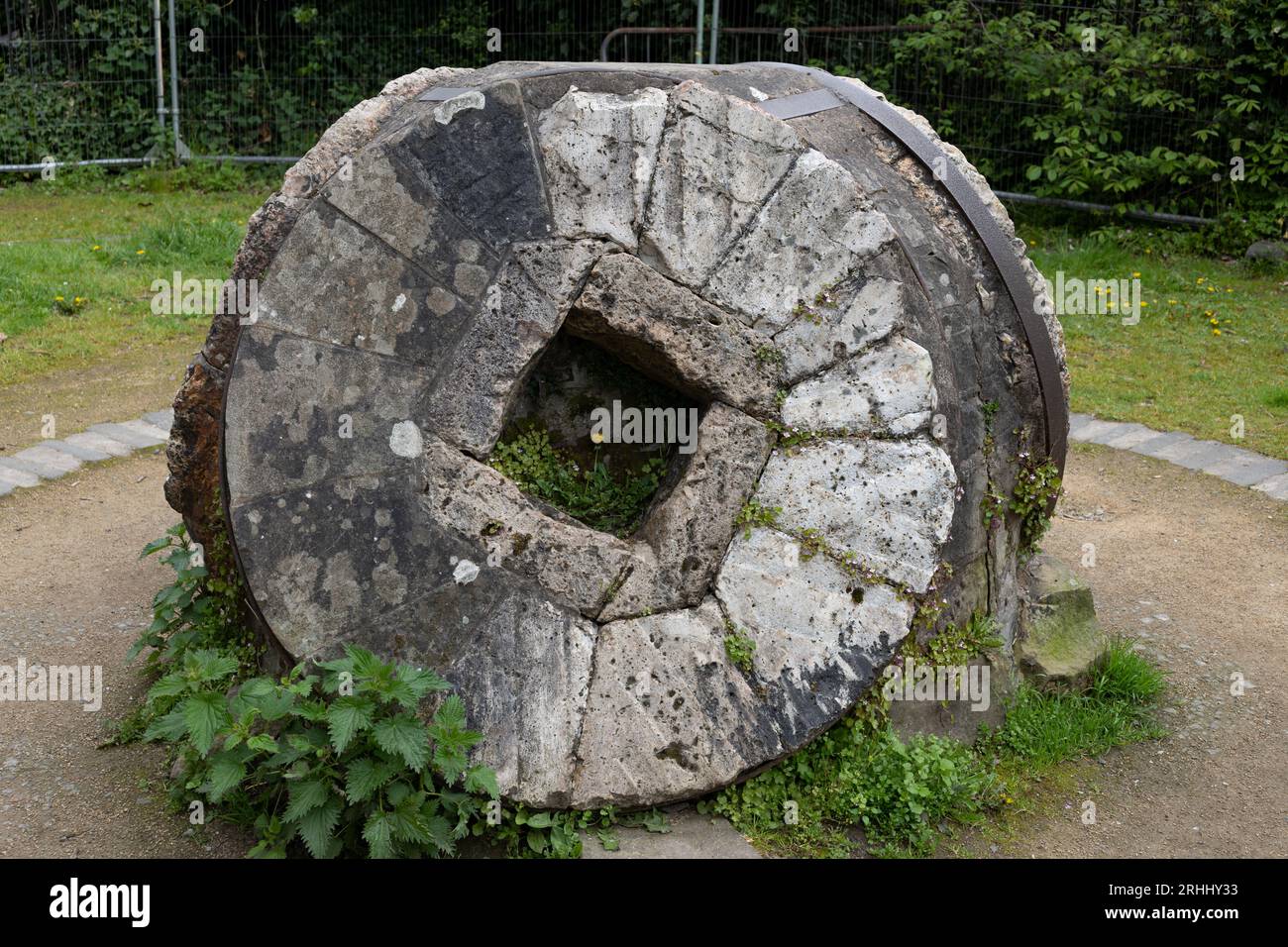 Solid water hi-res stock photography and images - Alamy