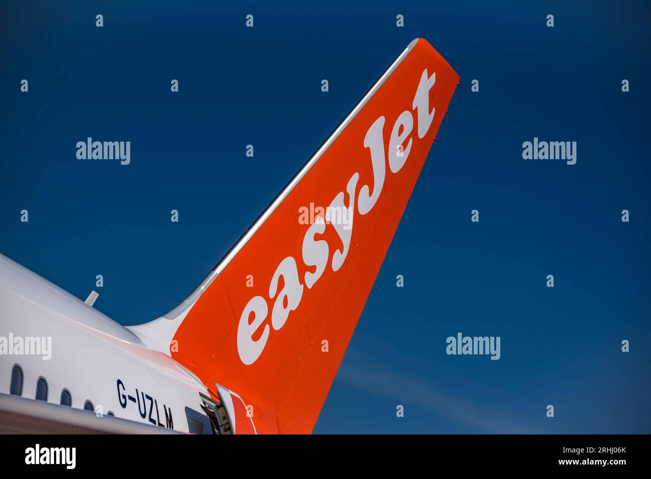Distinctive livery hi-res stock photography and images - Alamy