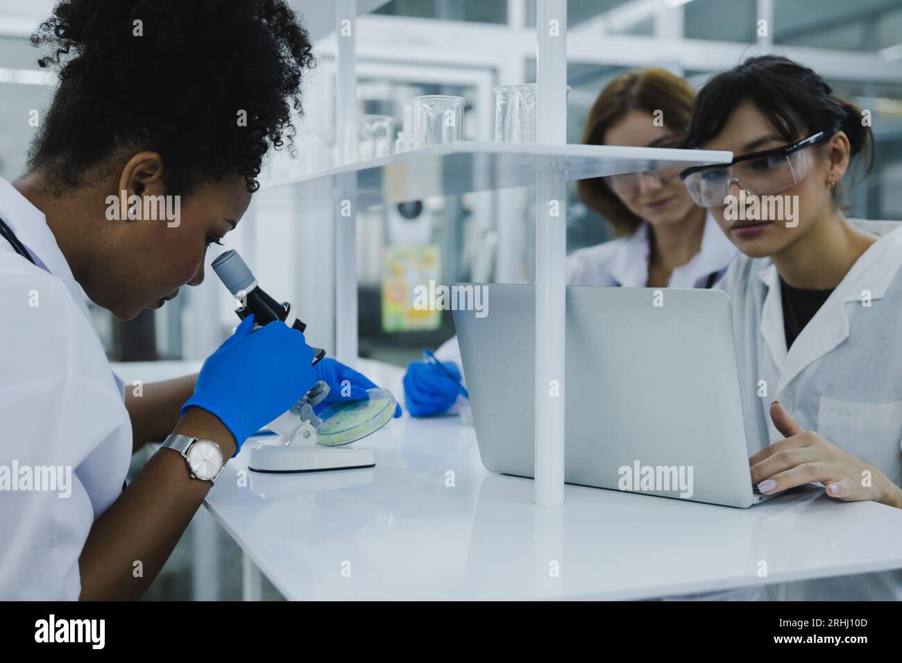 Engineer working in hospital hi-res stock photography and images - Alamy