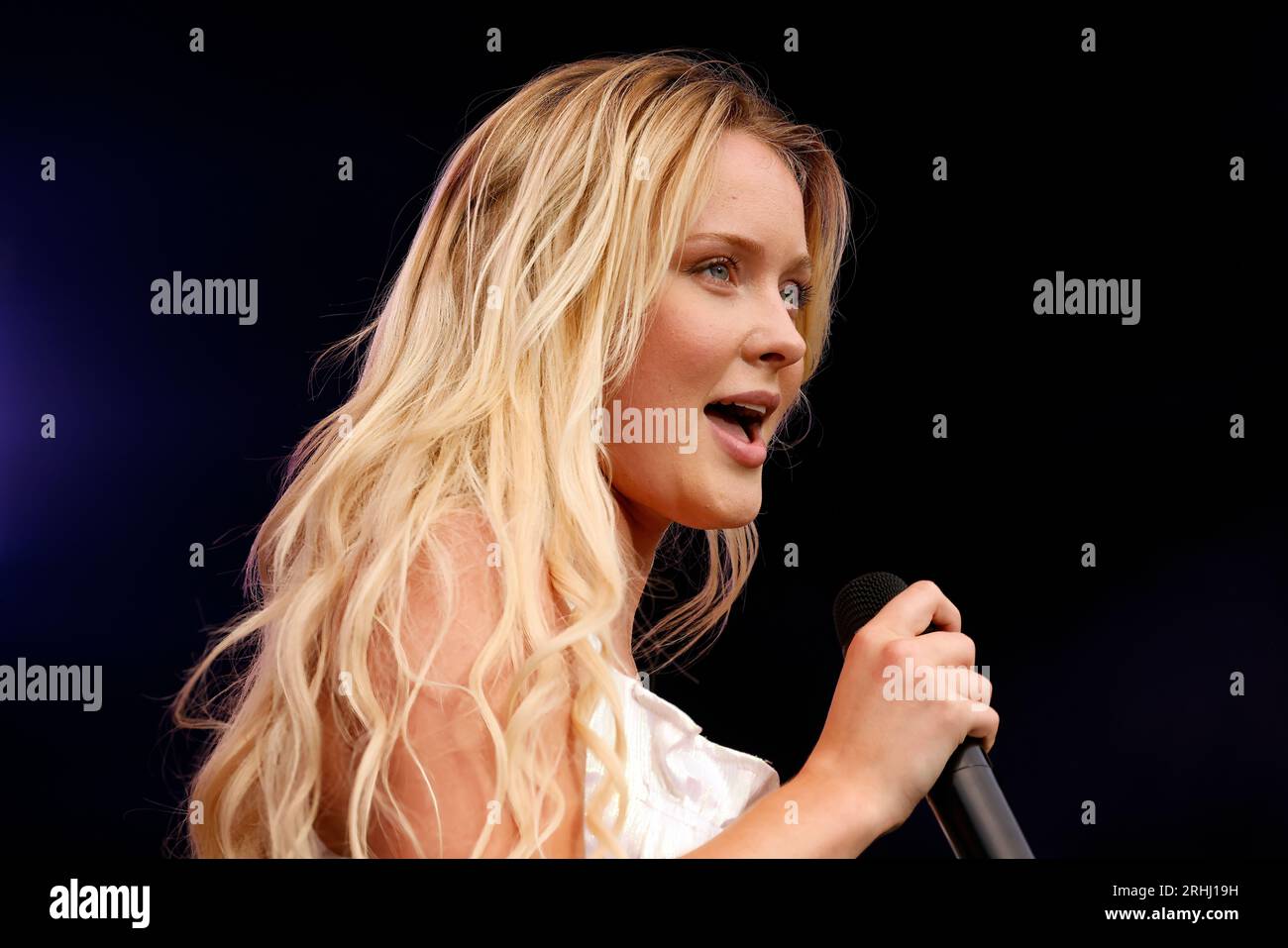 We Are Fabuloso, Preston Park, Brighton, East Sussex, UK. Zara Larsson ...