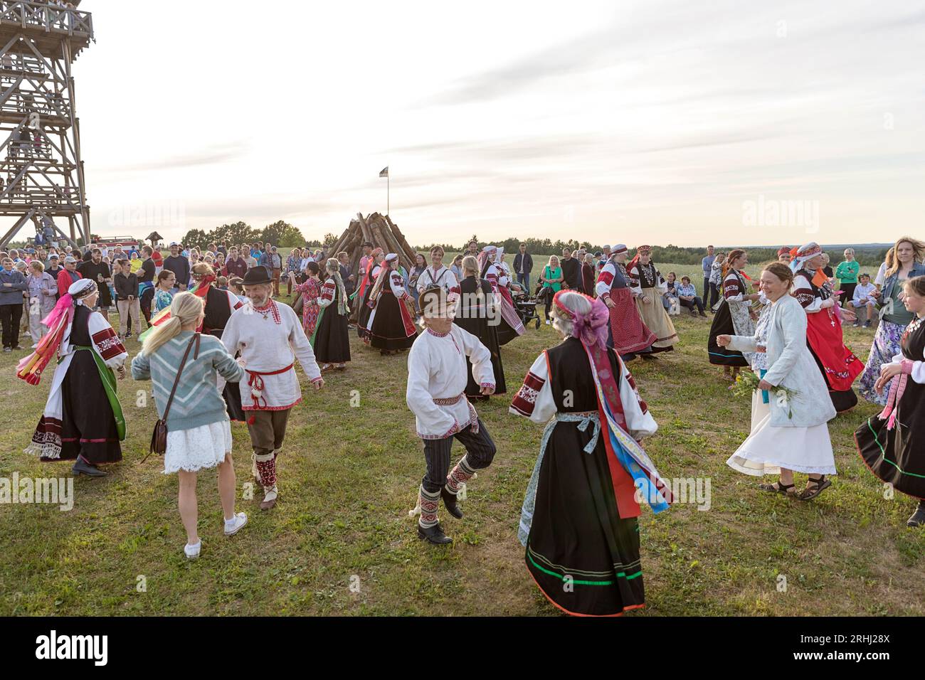 Estonians in traditional seto estonian costumes dancing, celebrating ...