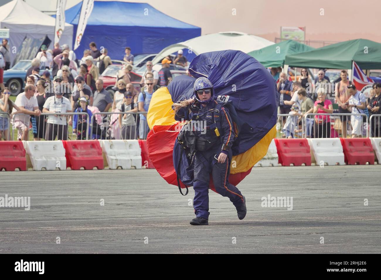 Cinch uk cars hi-res stock photography and images - Alamy