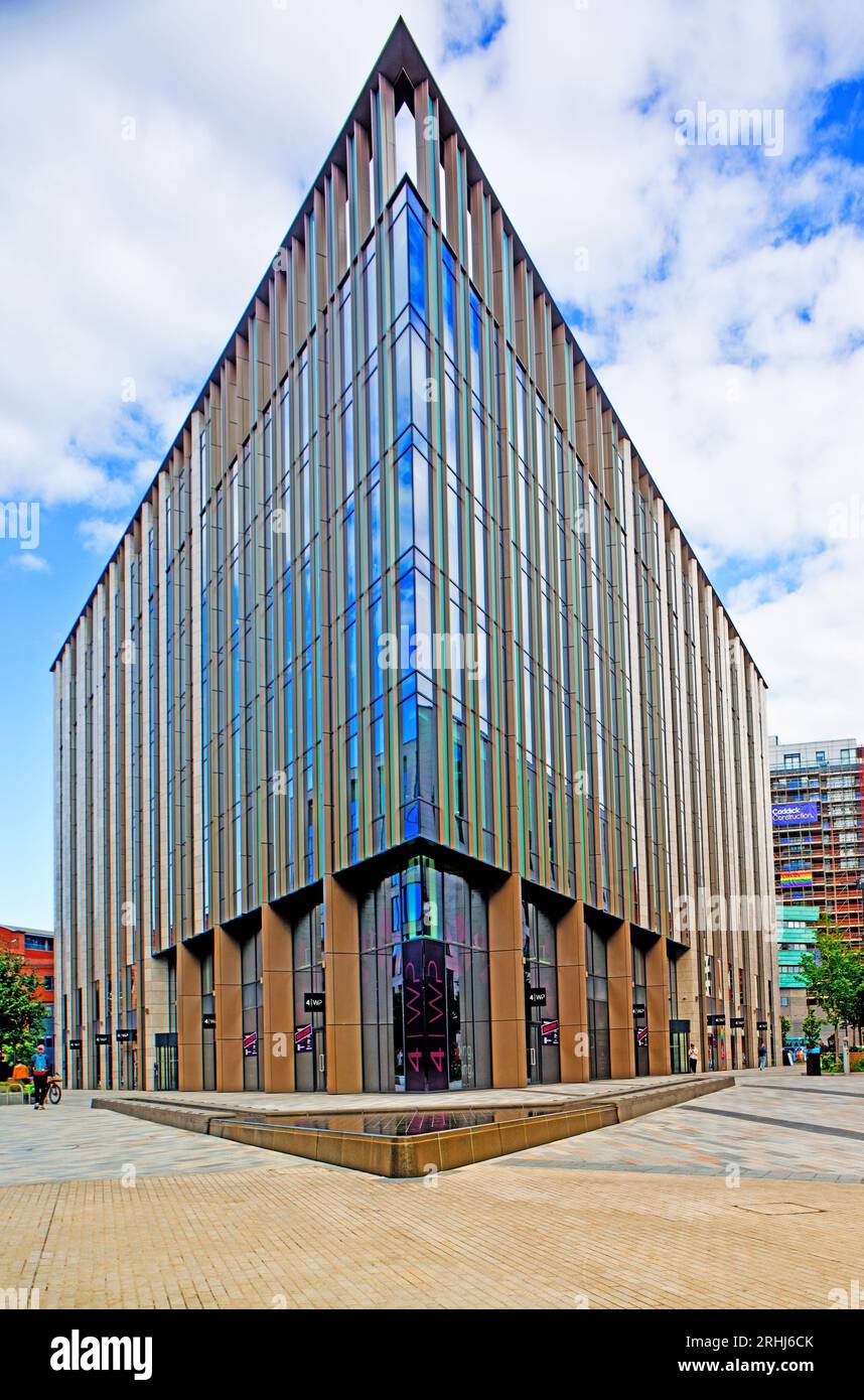 Wellington Place, Offices, Leeds, England Stock Photo - Alamy