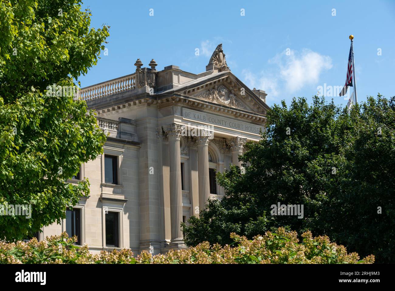 The DeKalb county courthouse on a sunny summer morning. Sycamore ...