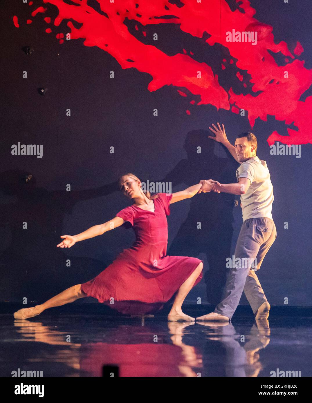 Minotaur edinburgh international festival hi-res stock photography and ...