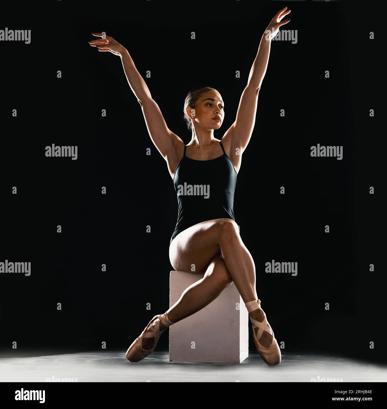 Silhouette girl ballerina on stage hi-res stock photography and images ...