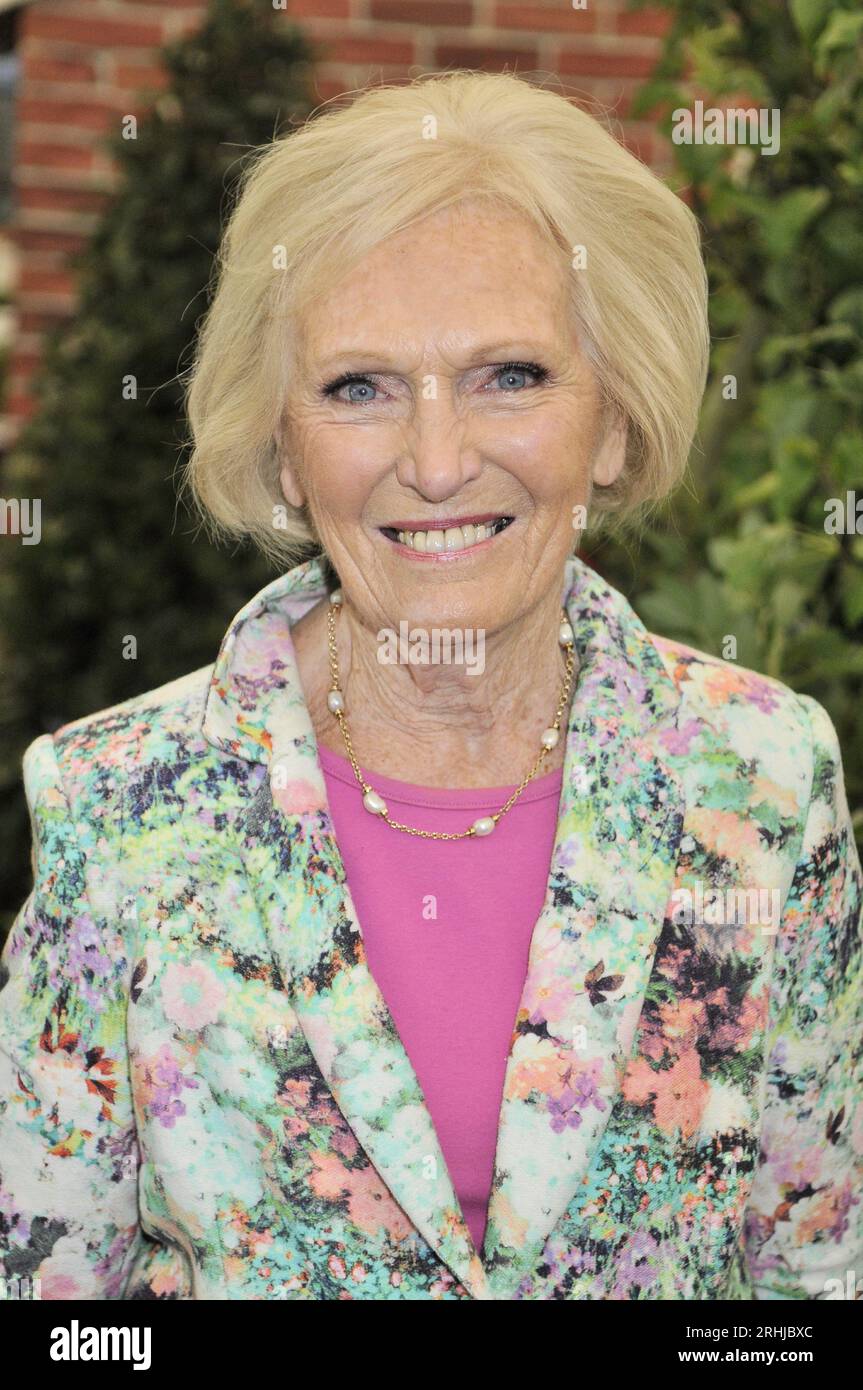 Mary Berry, RHS Chelsea Flower Show, The Royal Hospital Chelsea, London ...