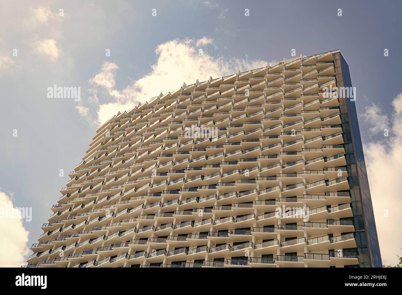 modern skyscraper architectural building outdoor. skyscraper ...