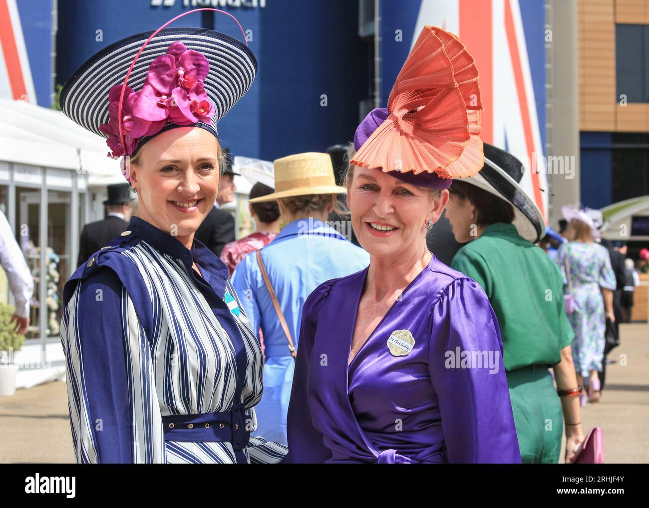 Ascot ladies hi-res stock photography and images - Alamy