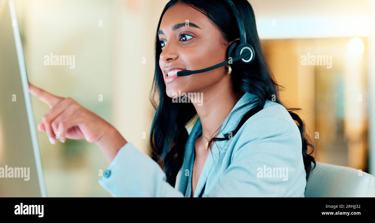 Professional helpful call centre hi-res stock photography and images ...