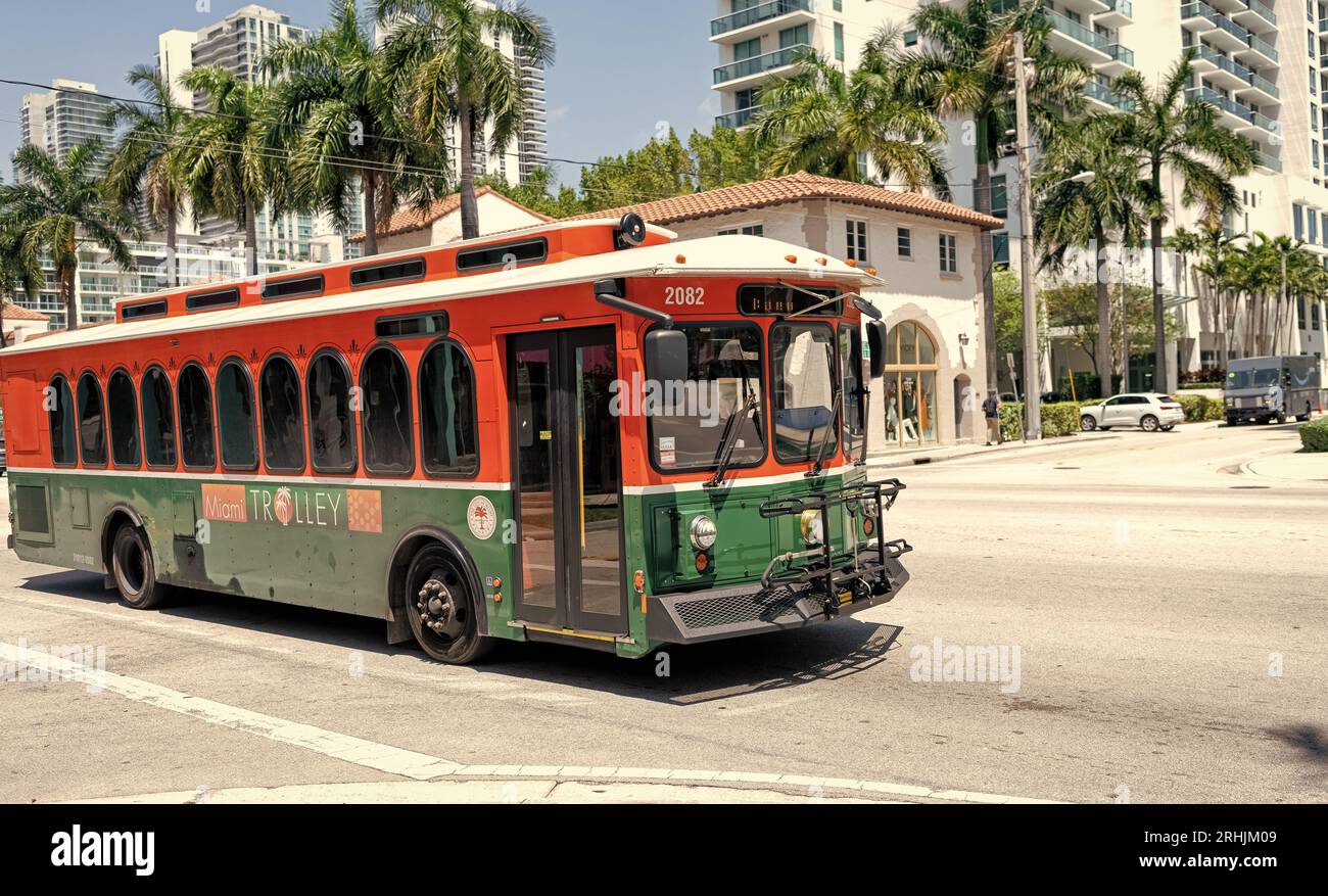 Miami beach florida bus stop hi-res stock photography and images - Alamy