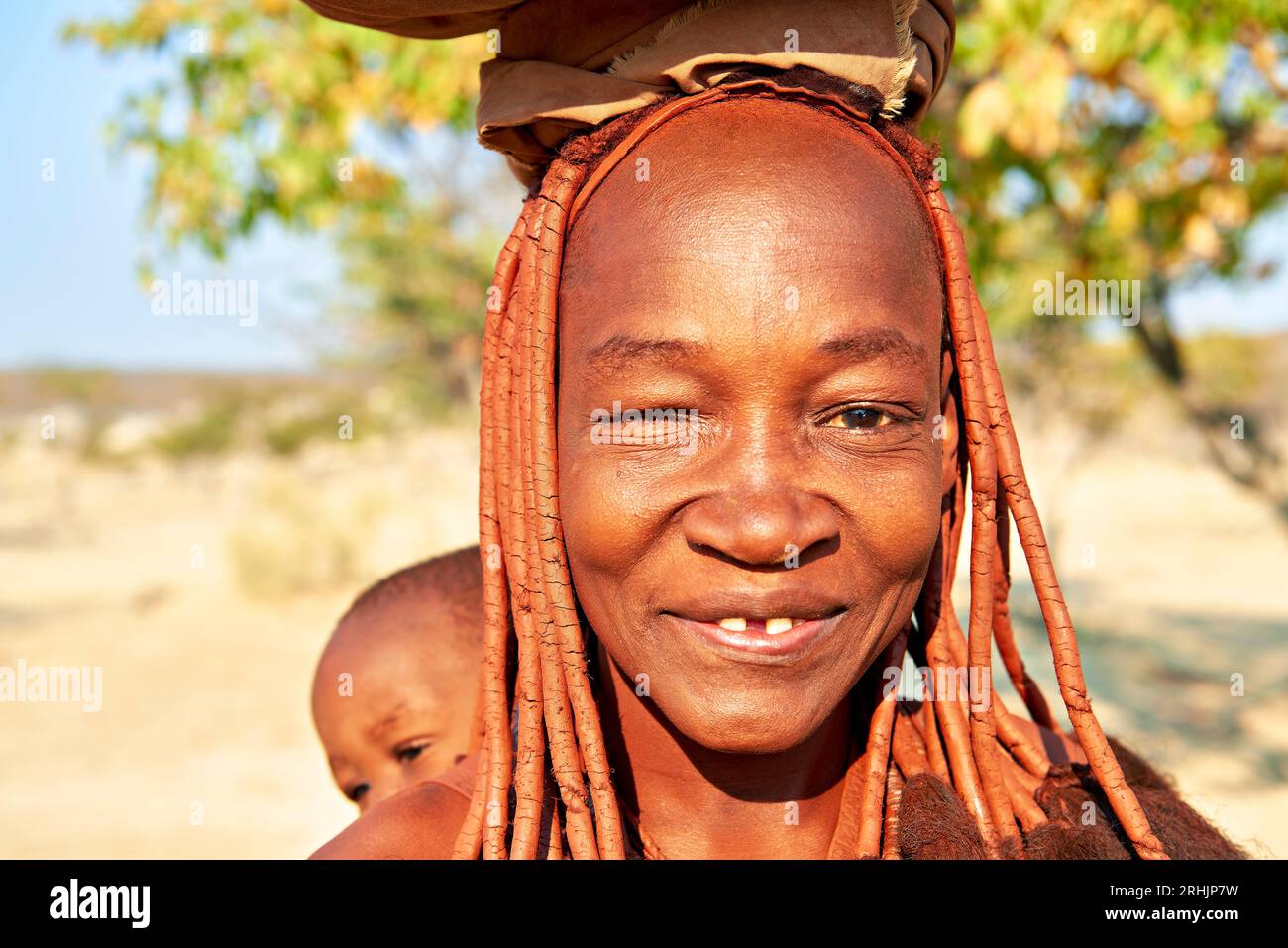 Indigenous woman smiling hi-res stock photography and images - Alamy