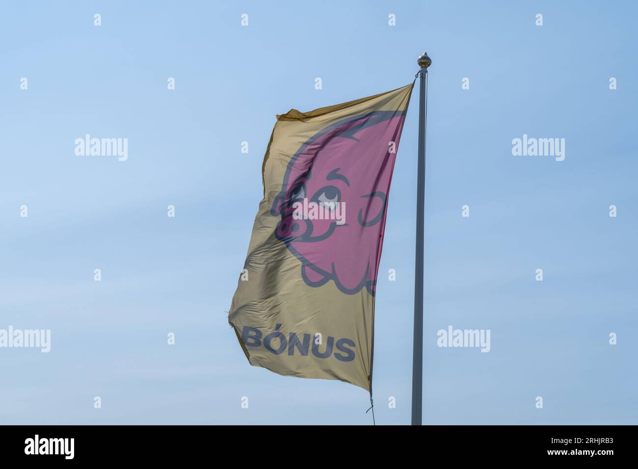 Bonus grocery store in iceland hi-res stock photography and images - Alamy